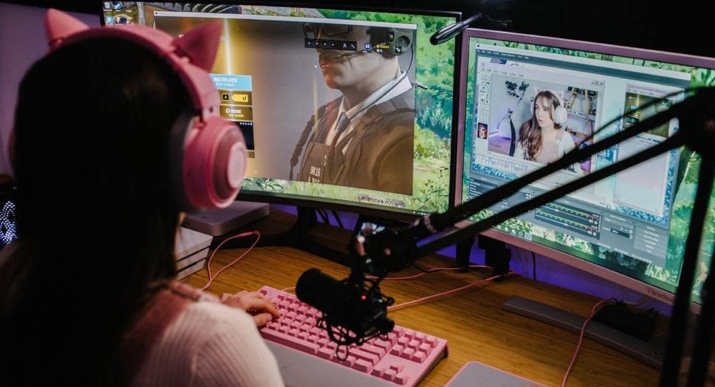 Best Laptop for Live Streaming Church Services: Buying Guides